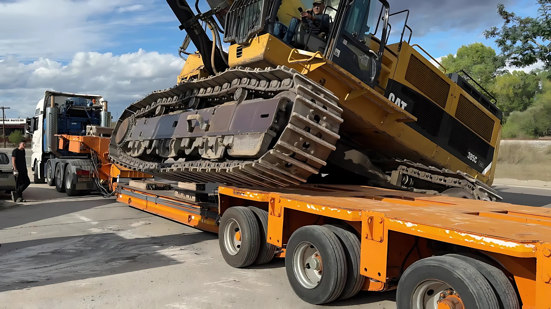 Heavy Equipment Shipping – Safe Industrial Transport